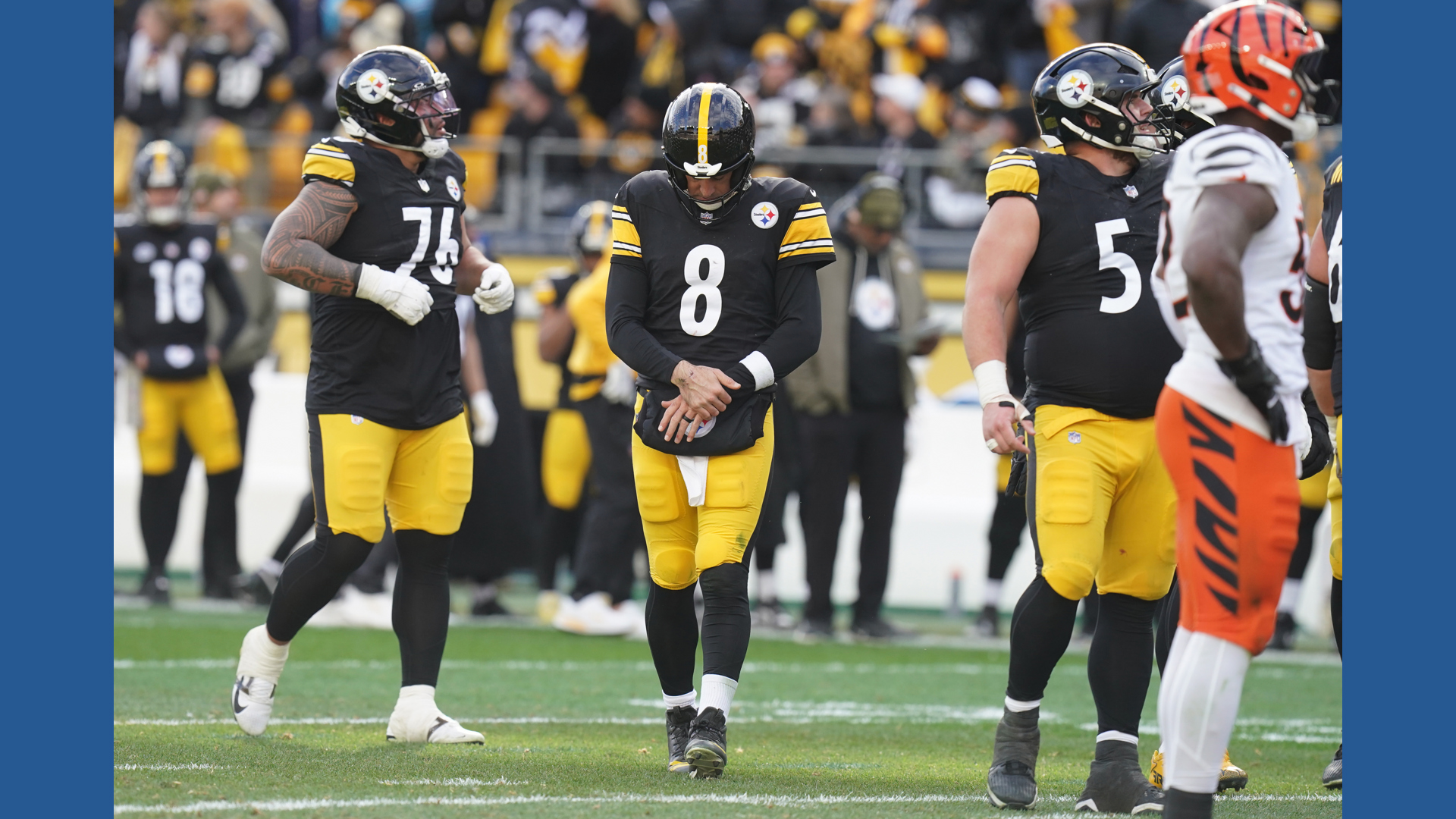 Steelers QB Aaron Rodgers being evaluated for a left hand injury ...