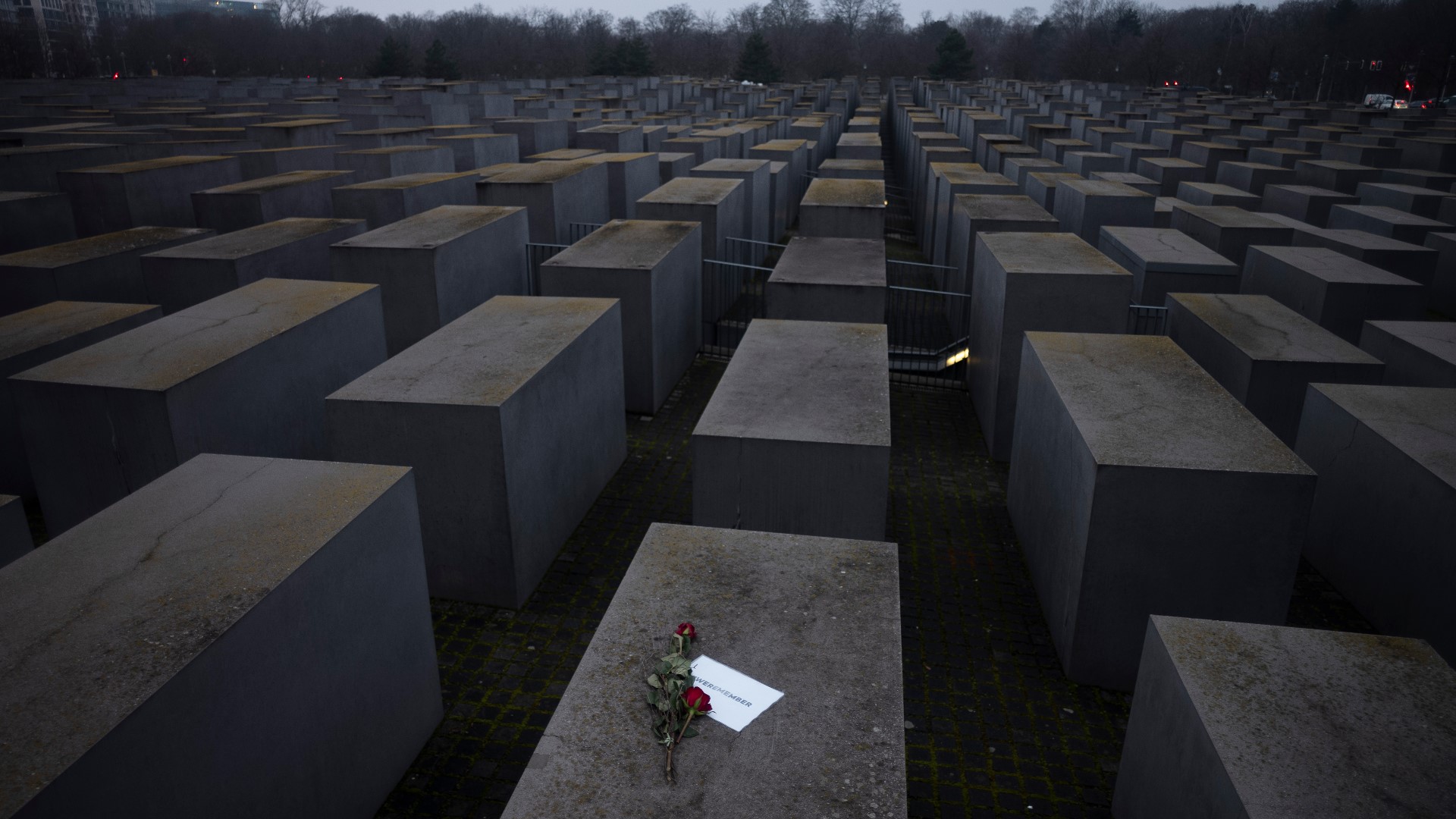 National WWII Museum commemorates International Holocaust Remembrance ...
