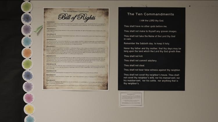 Texas can require public schools to display Ten Commandments in ...