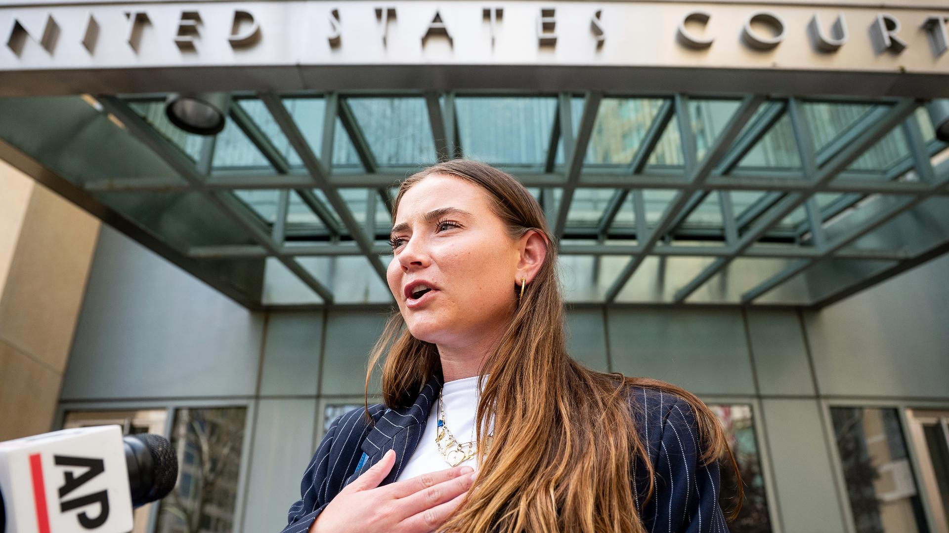 LSU's Angel Reese angry about AI photos spreading online | wwltv.com