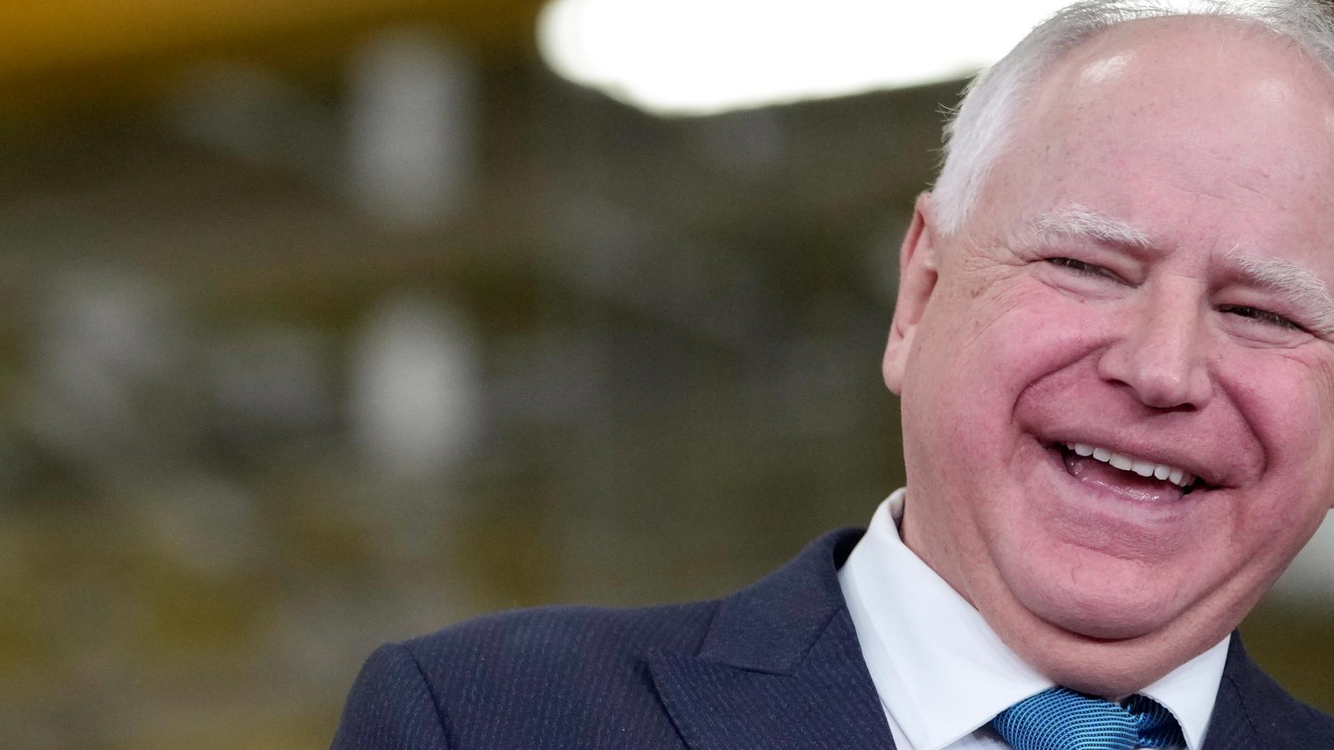 Tim Walz once helped WWL anchor get her vehicle out of ditch | wwltv.com