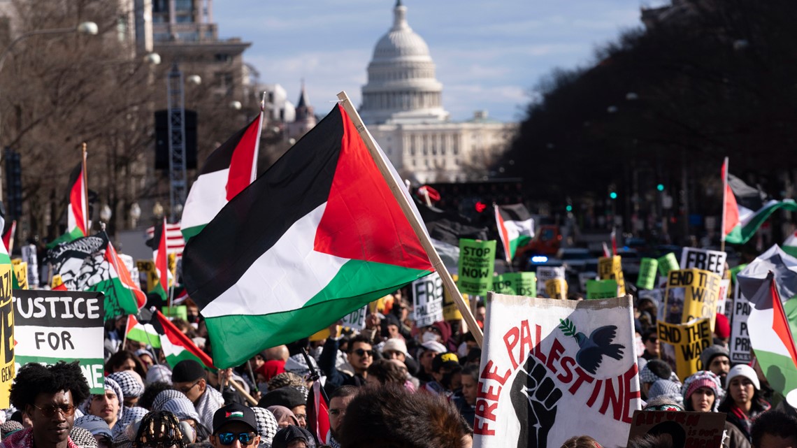 A global day of protests draws thousands in Washington | wwltv.com