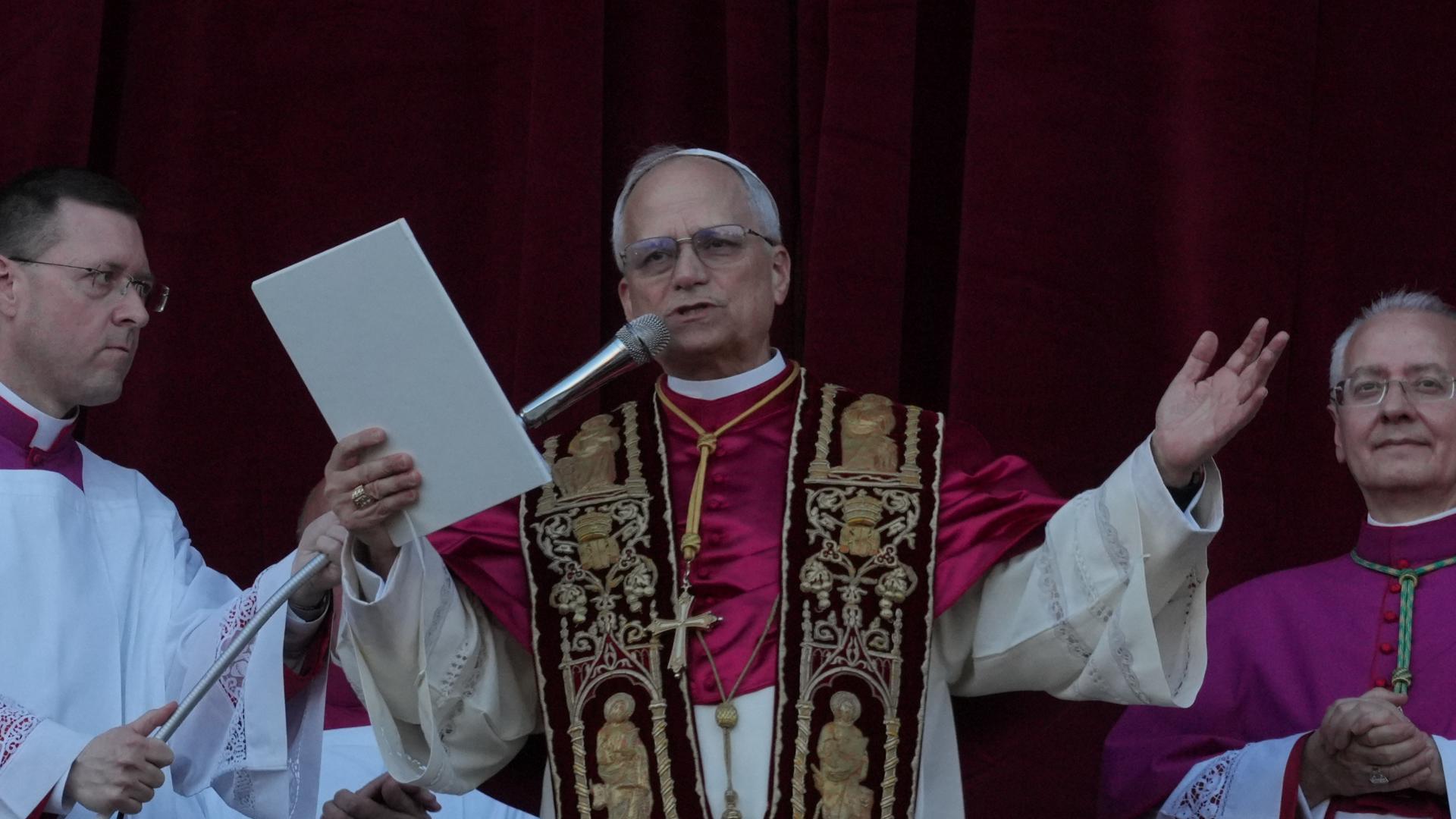 Pope Leo XIV makes history as first American pontiff | wwltv.com