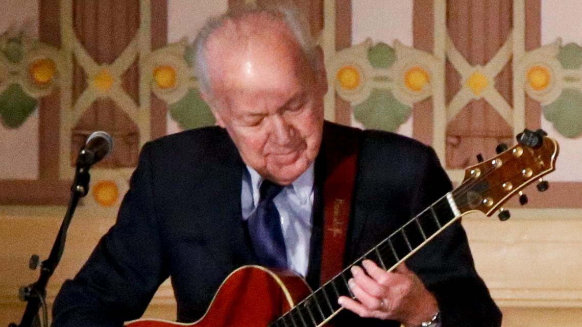 'Mister Rogers' Neighborhood' jazz guitarist Joe Negri dies at 99 ...