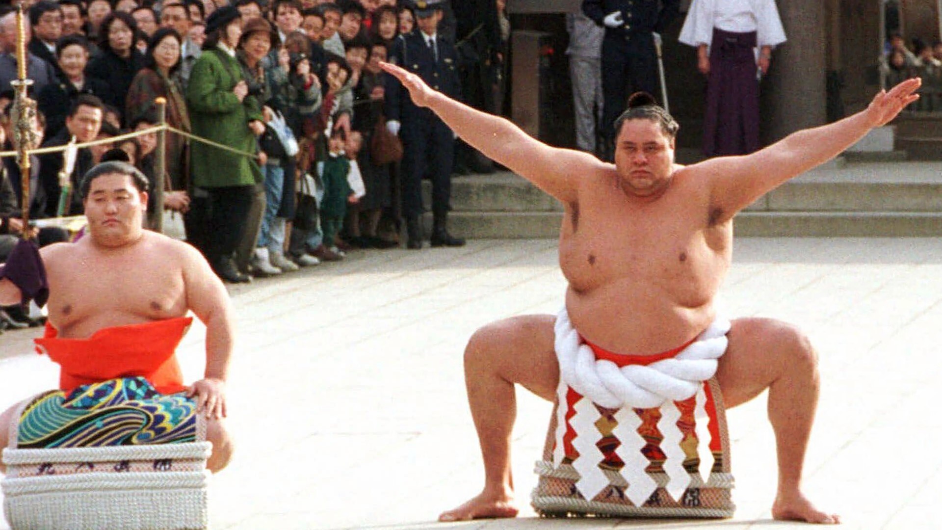 Hawaii-born sumo champion Akebono Taro dead at 54 | wwltv.com