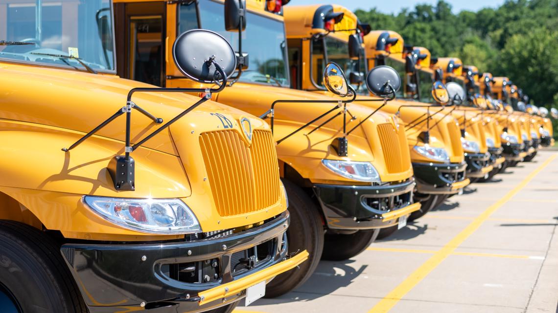 No bus service for Algiers Charter students on Monday | wwltv.com