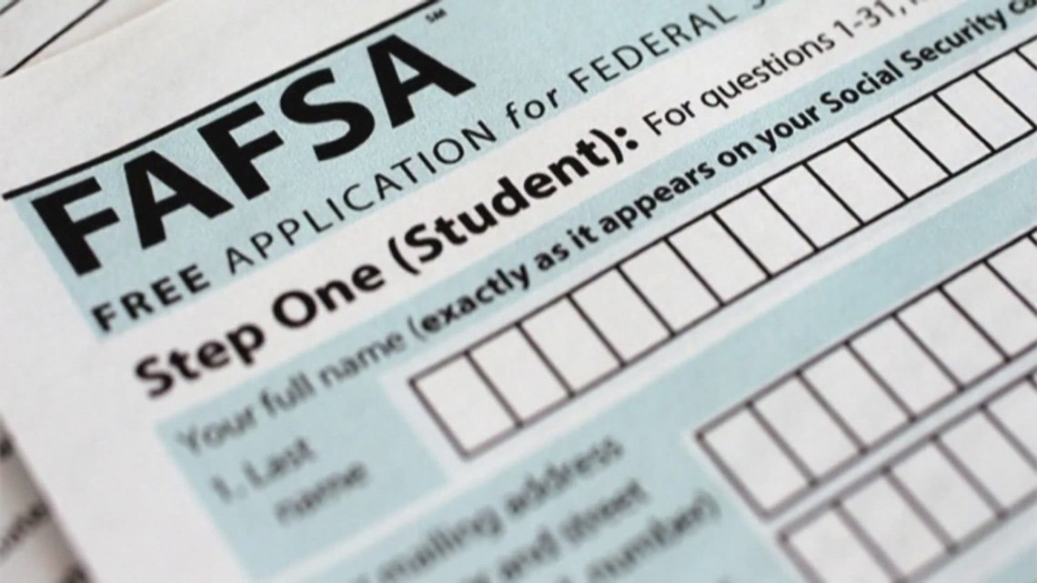 Students, parents put off college decisions due to FAFSA delays | wwltv.com