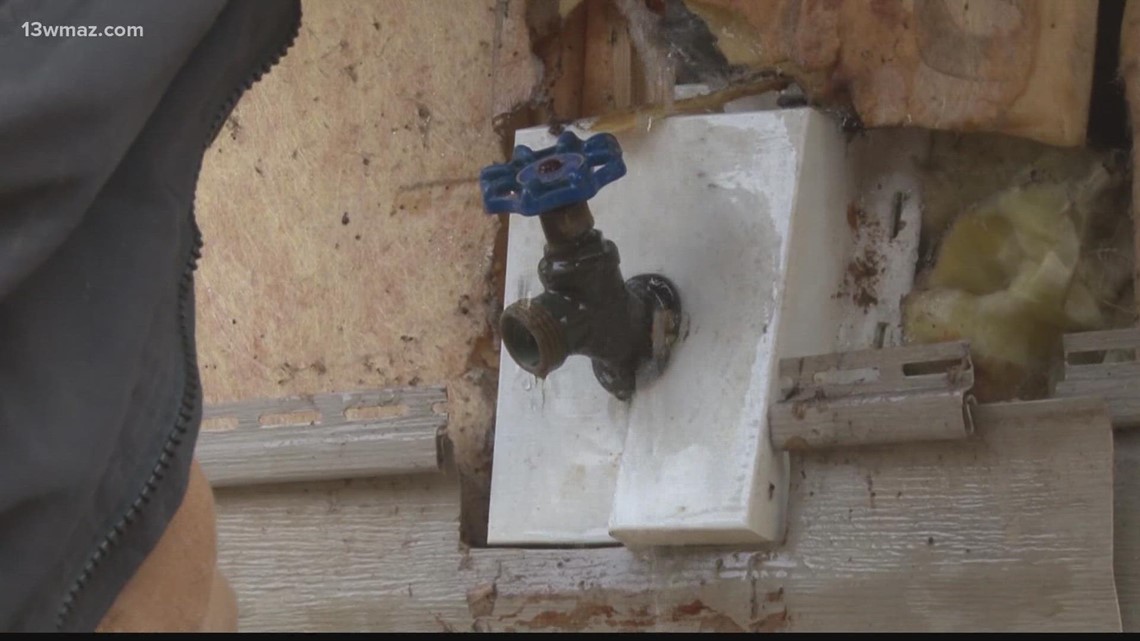 Live @ 4 PM: Plumber answers your questions about protecting pipes ...
