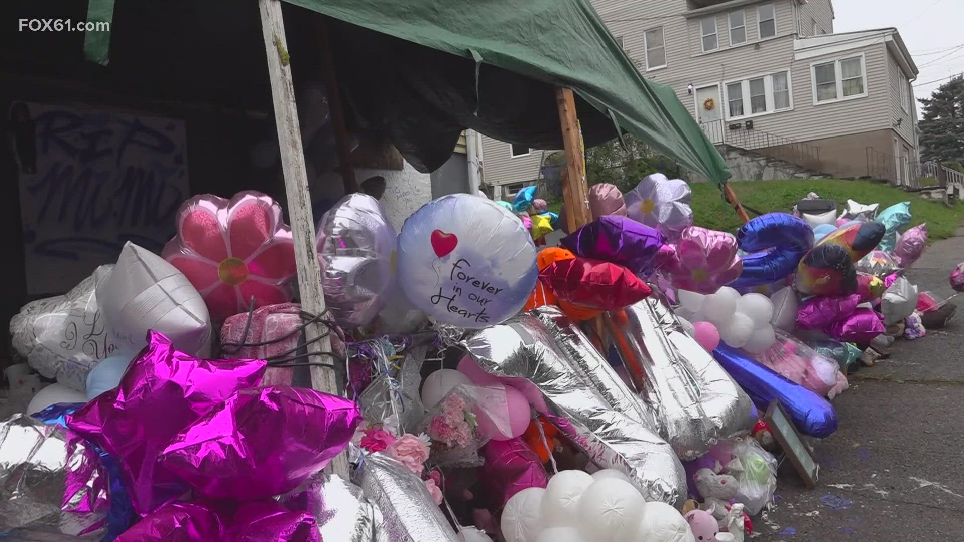 Woman who says she found dead girl's body in New Britain recounts ...