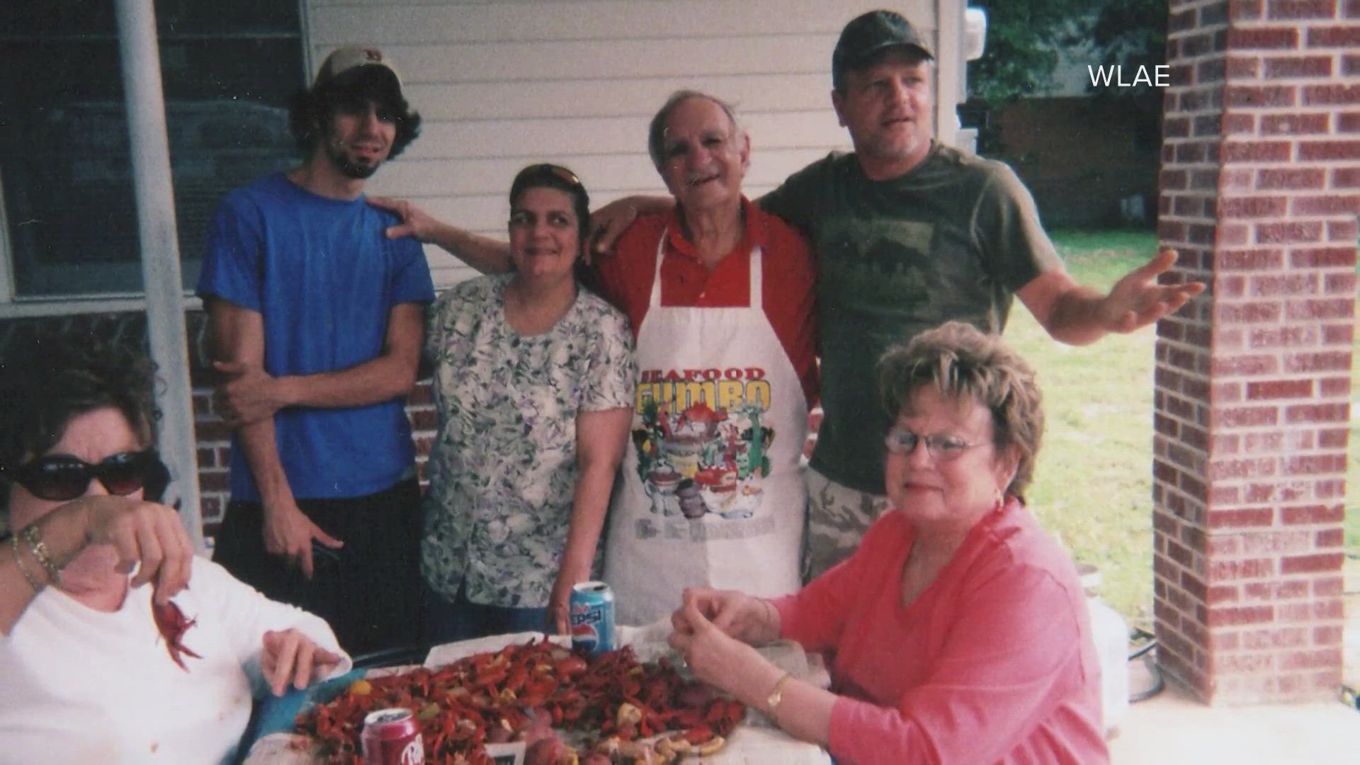 Remembering Al Scramuzza: Generations sing his jingle | wwltv.com