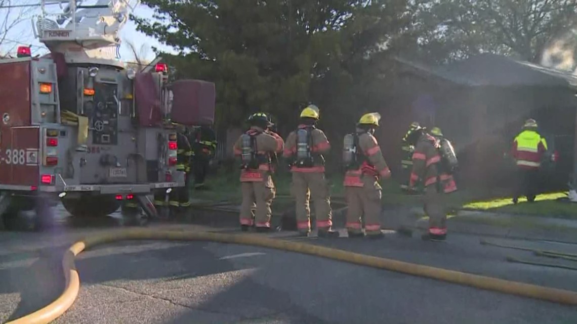 Firefighters battle 2-alarm fire in Kenner | wwltv.com