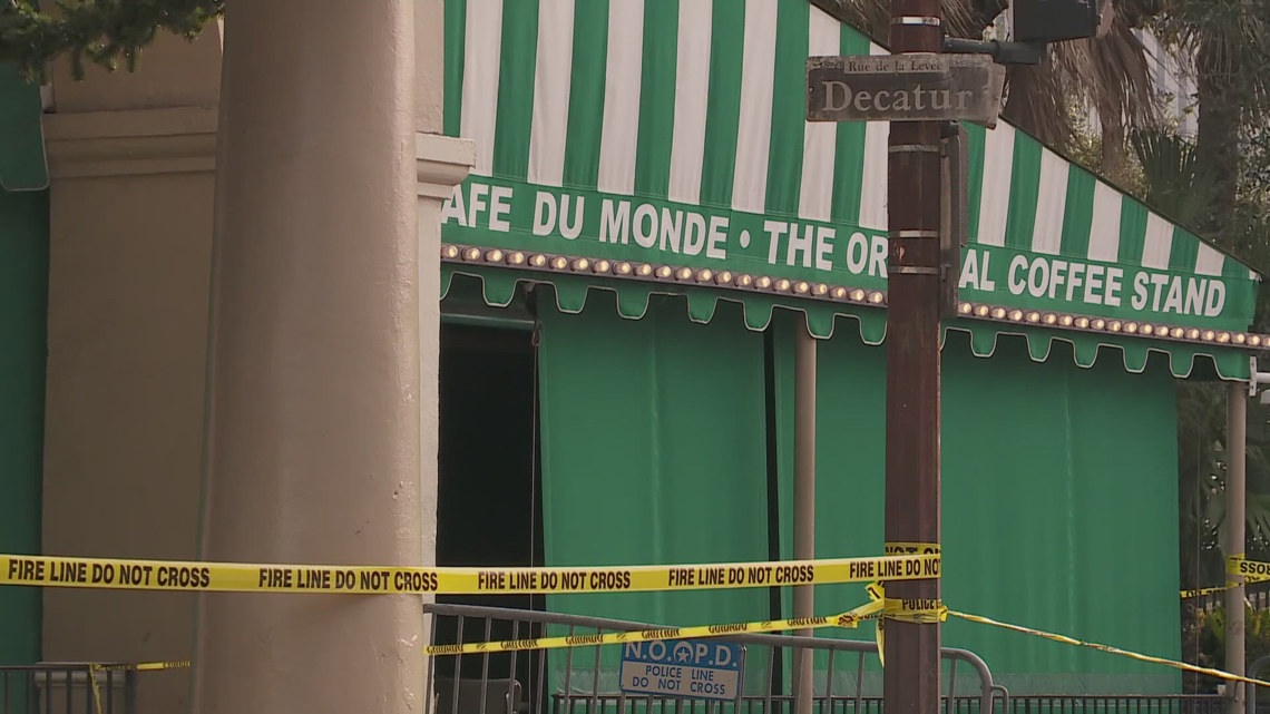 Beignet lovers ready to return to Café Du Monde once crews make it safe ...