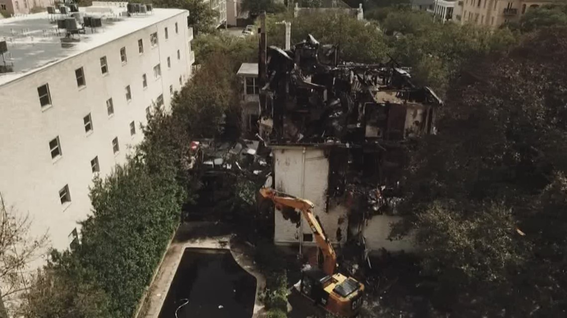 Fire damages mansion, but not owners' determination to rebuild | wwltv.com