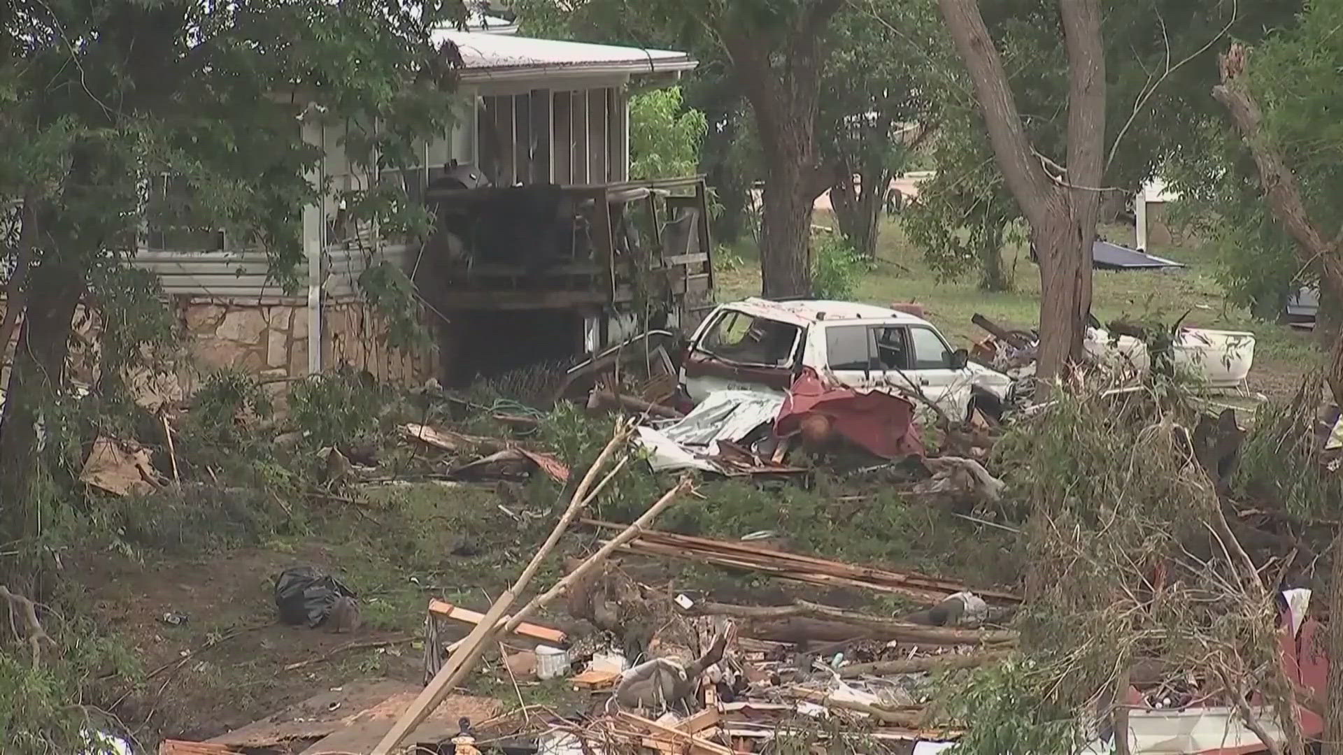 Louisiana student saves campers during Texas floods, Gov. Landry says ...