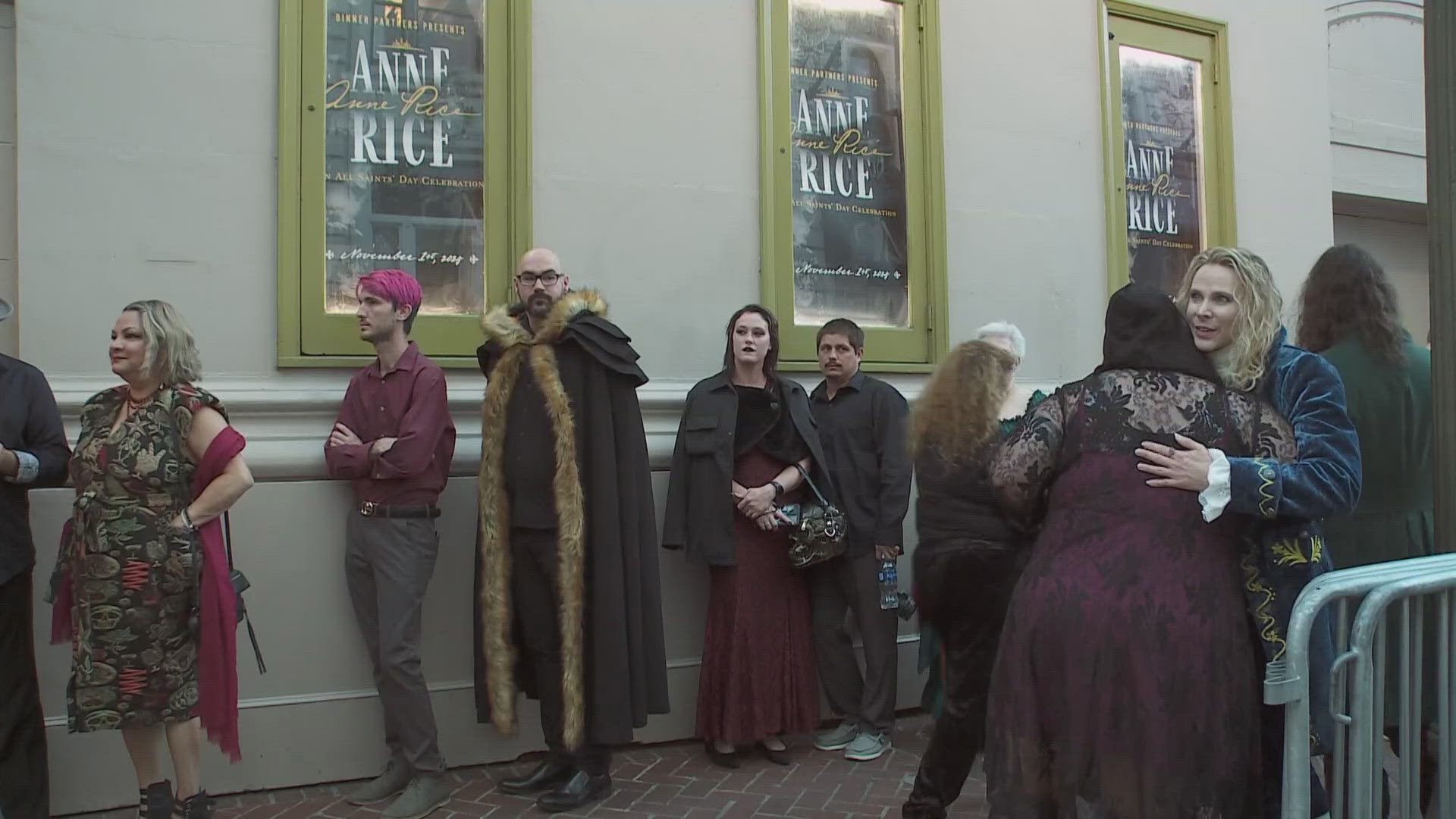 30 Years Later: ‘Interview With the Vampire’ Fans Honor Anne Rice in ...
