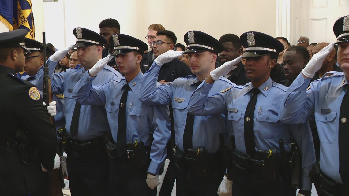 NOPD welcomes new officers as department rebuilds | wwltv.com