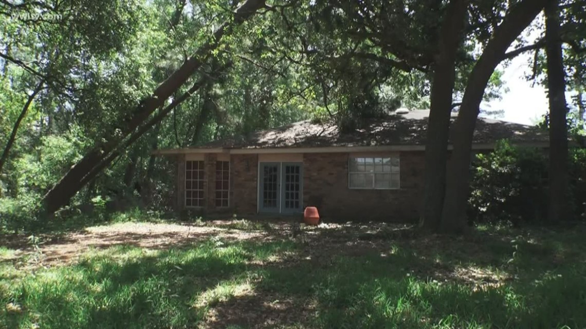 Slidell homeowner says house is sliding into canal behind her home ...