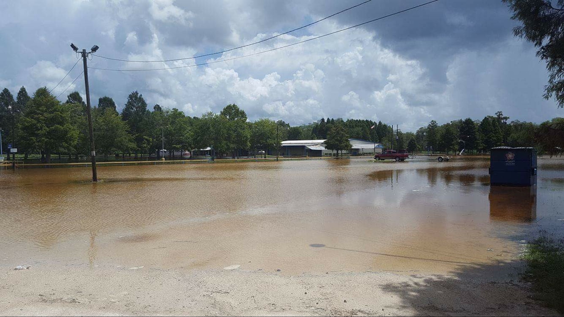 Photos: Floating caskets, rescued animals, boat rescues | wwltv.com