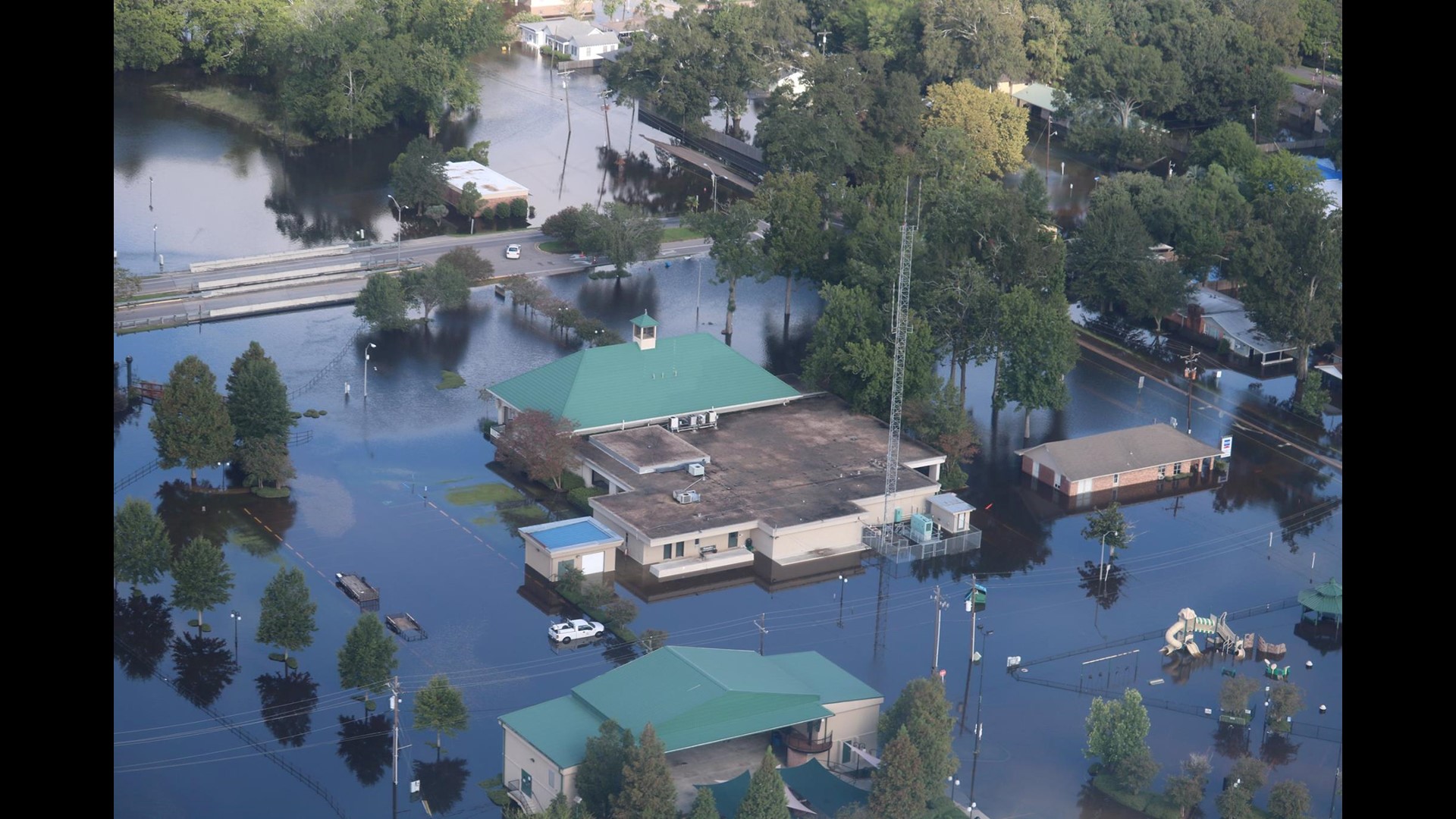 Photos: Floating caskets, rescued animals, boat rescues | wwltv.com