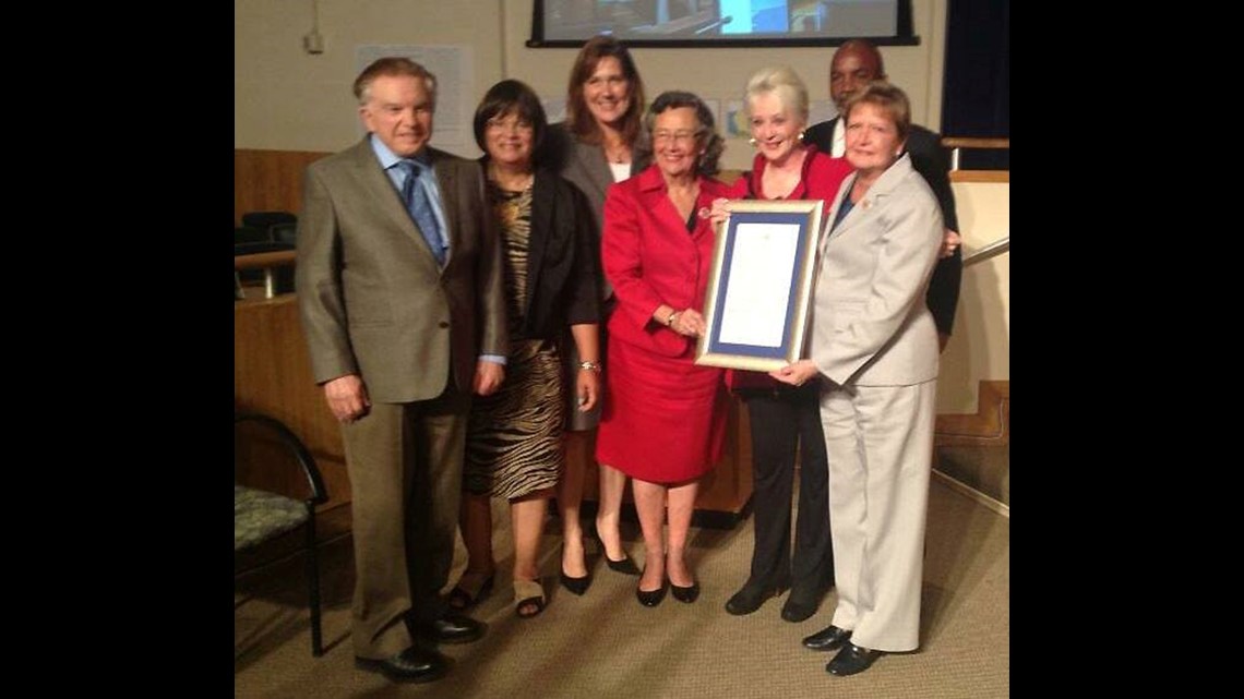 New Orleans City Council honors WWL-TV legend Angela Hill | wwltv.com