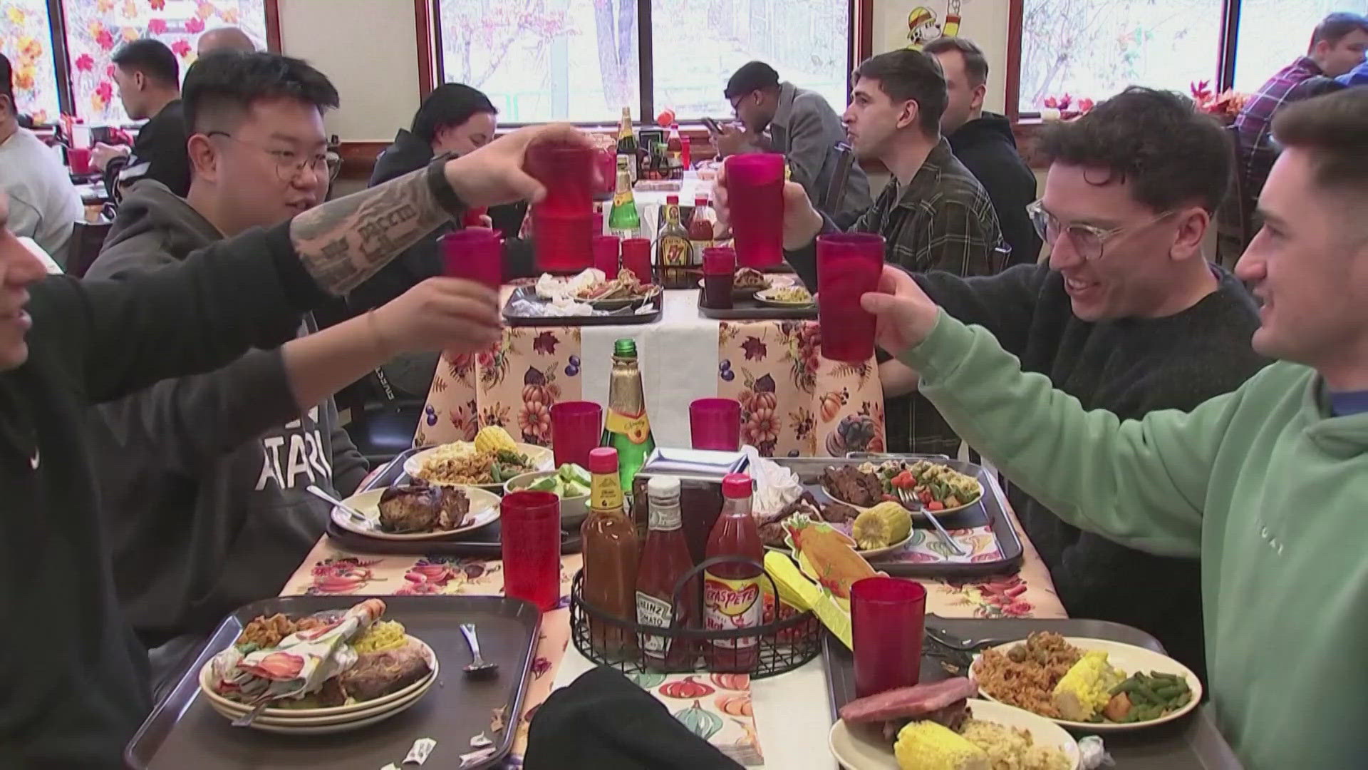 U.S. troops stationed overseas celebrate Thanksgiving | wwltv.com