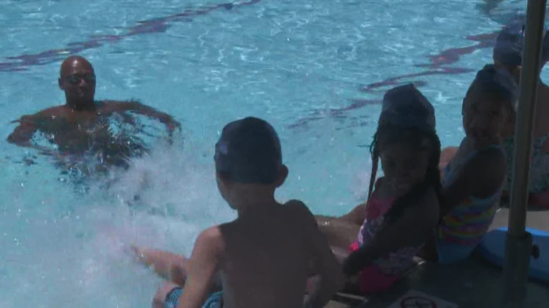Olympic gold medalist teaches swim lessons in New Orleans | wwltv.com