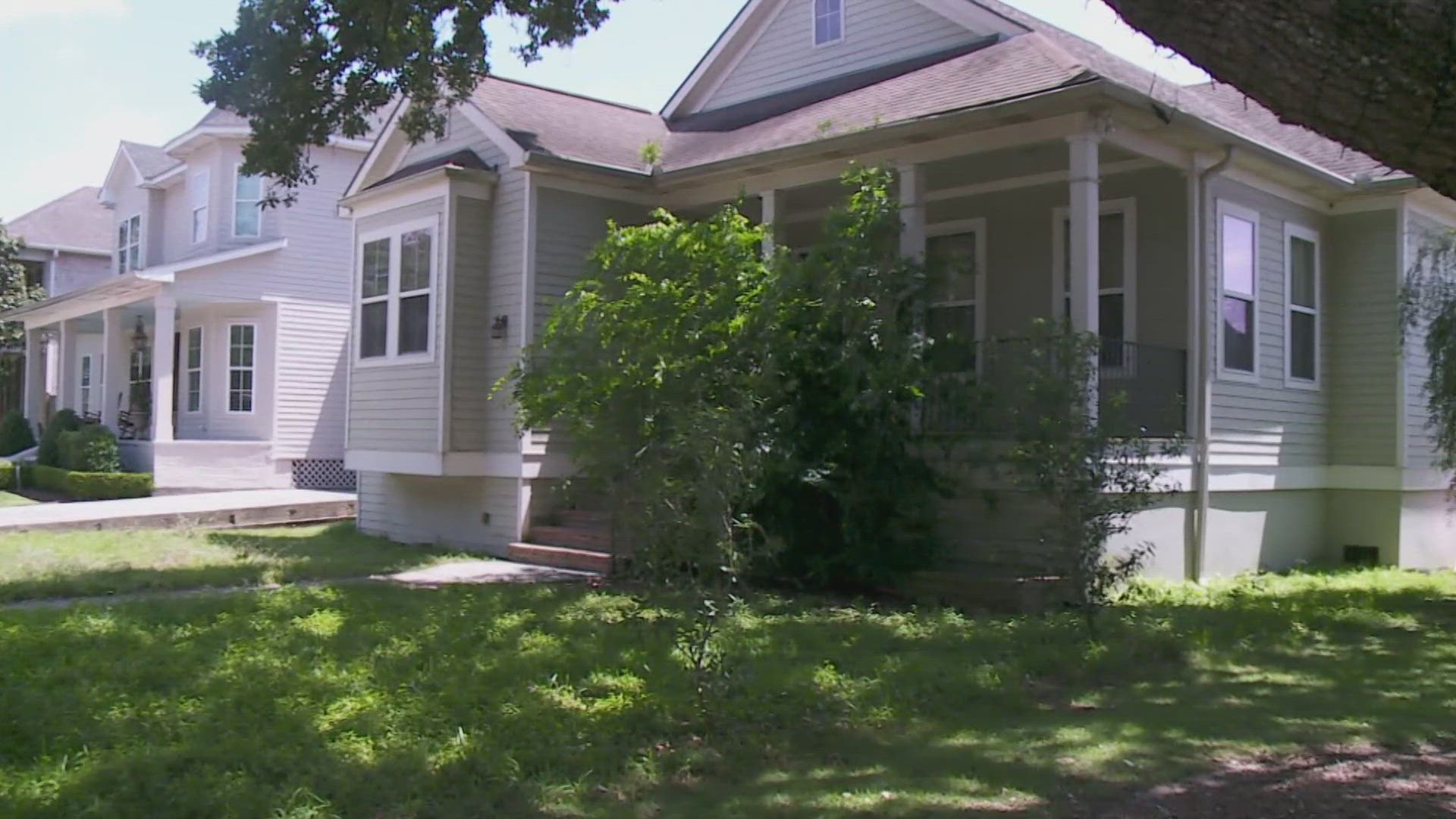 Body may have decomposed for 9 months inside Lakeview home, coroner ...