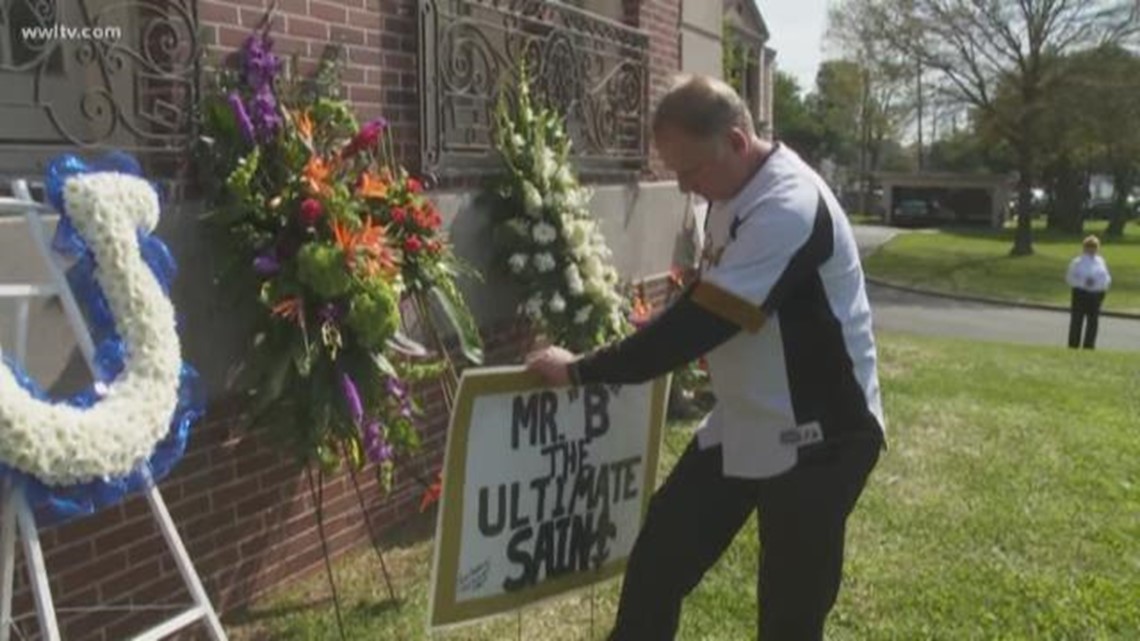 Hundreds attend Tom Benson's visitation Wednesday | wwltv.com