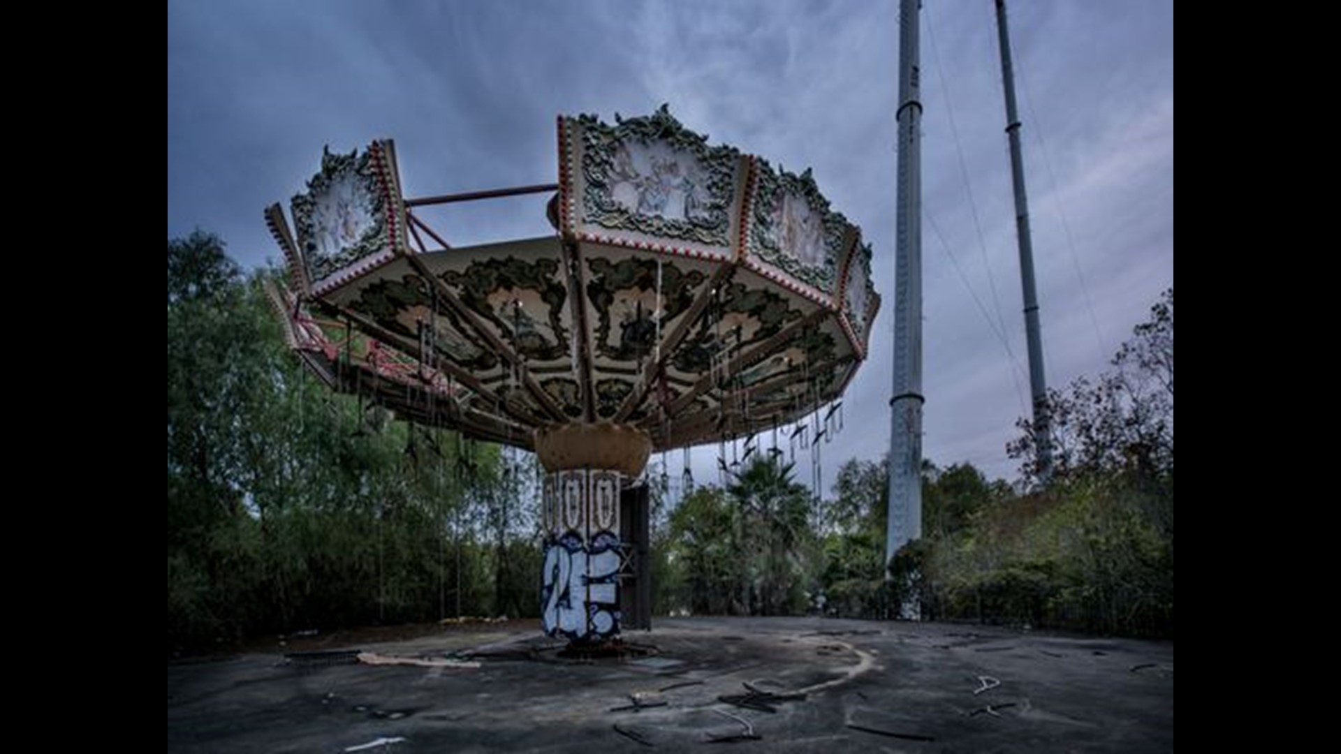Photos inside the Six Flags devastated by Hurricane Katrina | wwltv.com