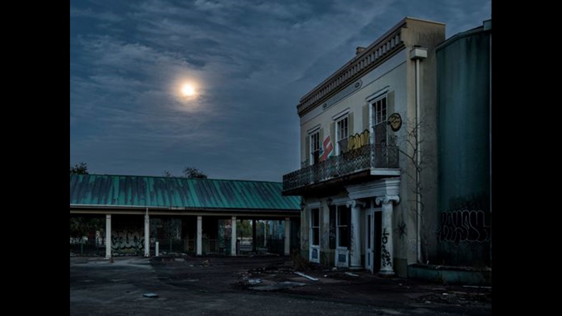 Photos inside the Six Flags devastated by Hurricane Katrina | wwltv.com