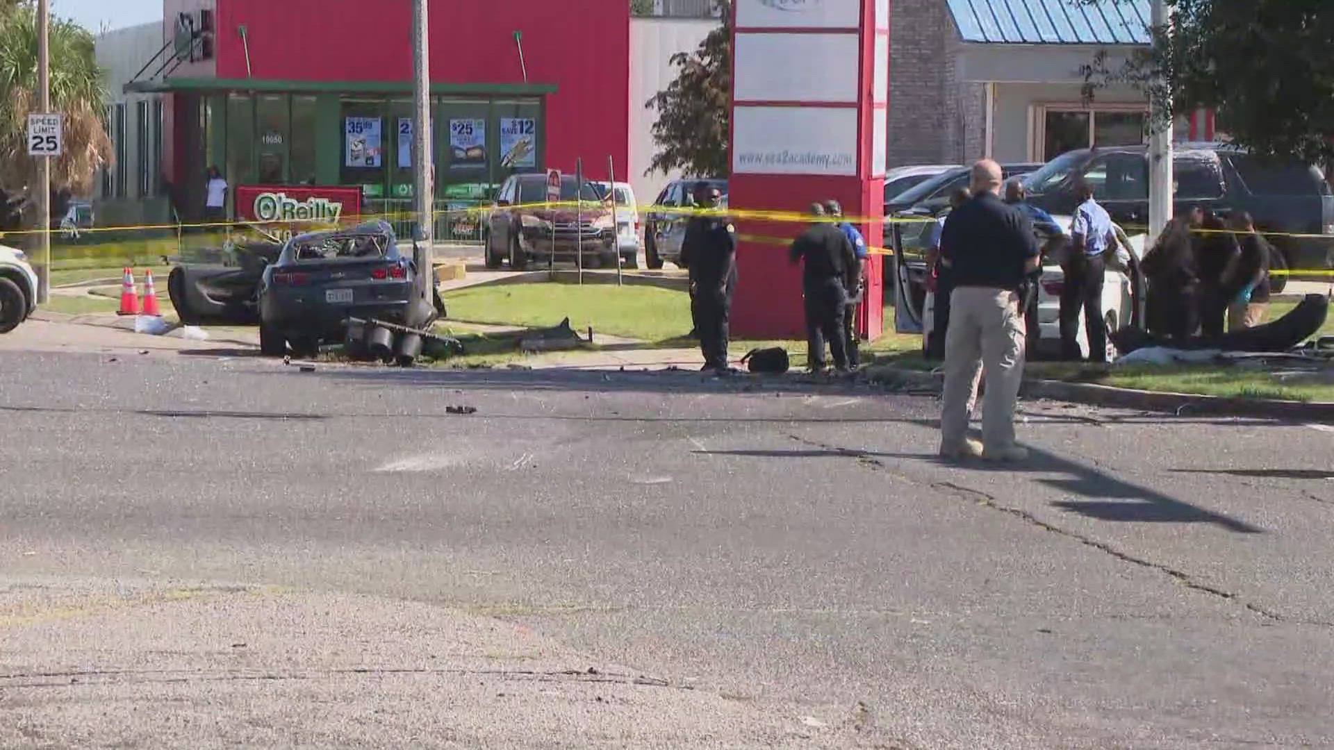 NOPD: One dead, one hospitalized after crash near Little Woods ...