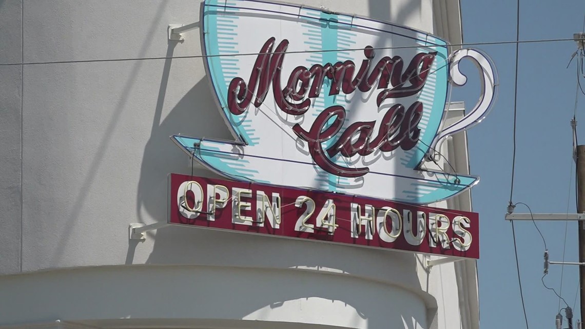 Morning Call reopens, bringing beignets to City Park Avenue | wwltv.com