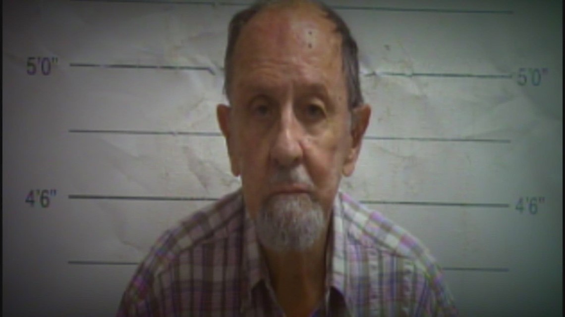 Retired priest Hecker pleads not guilty; gets $800k bond for rape ...