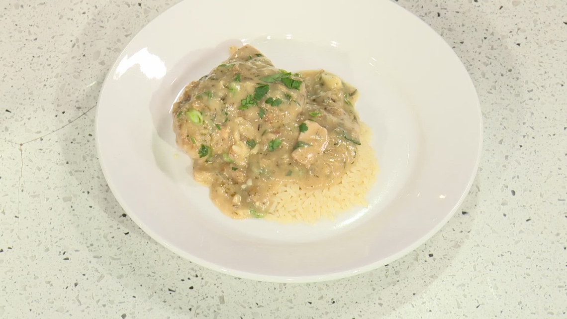Back in the kitchen with Chef Kev: Smothered chicken and gravy recipe ...
