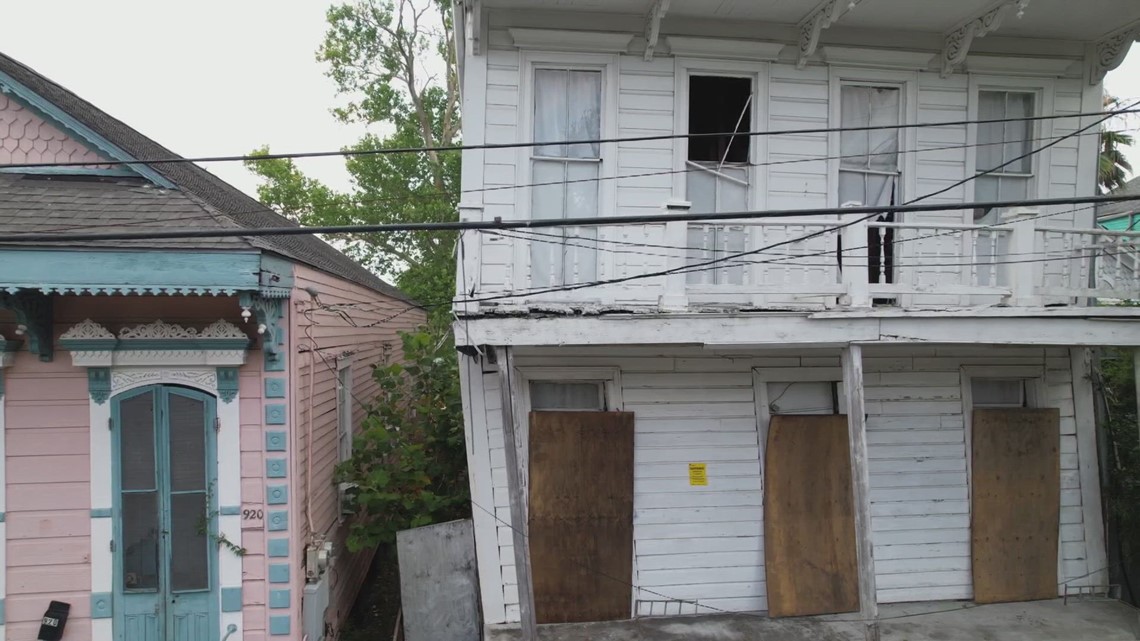 Leaning house in Bywater is danger to residents | wwltv.com