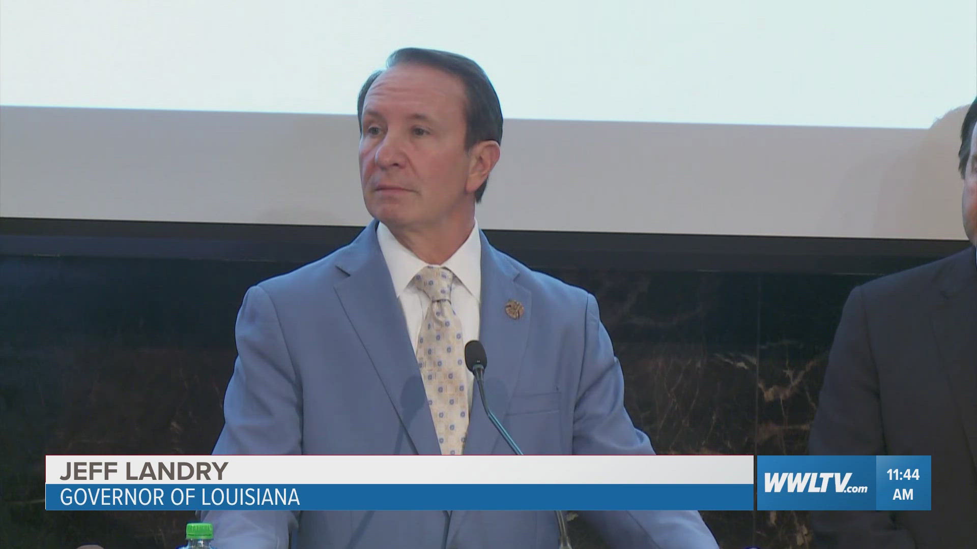 Gov. Landry announces new teacher pay raise plan | wwltv.com