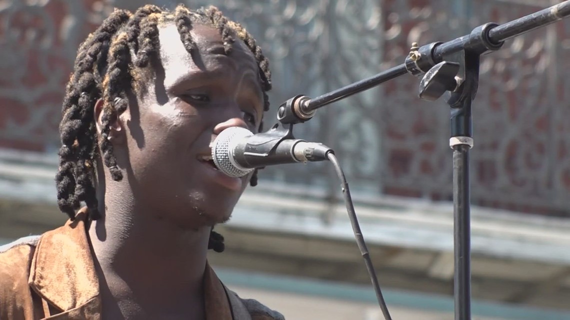 'American Idol' contestant arrested for domestic violence in New ...