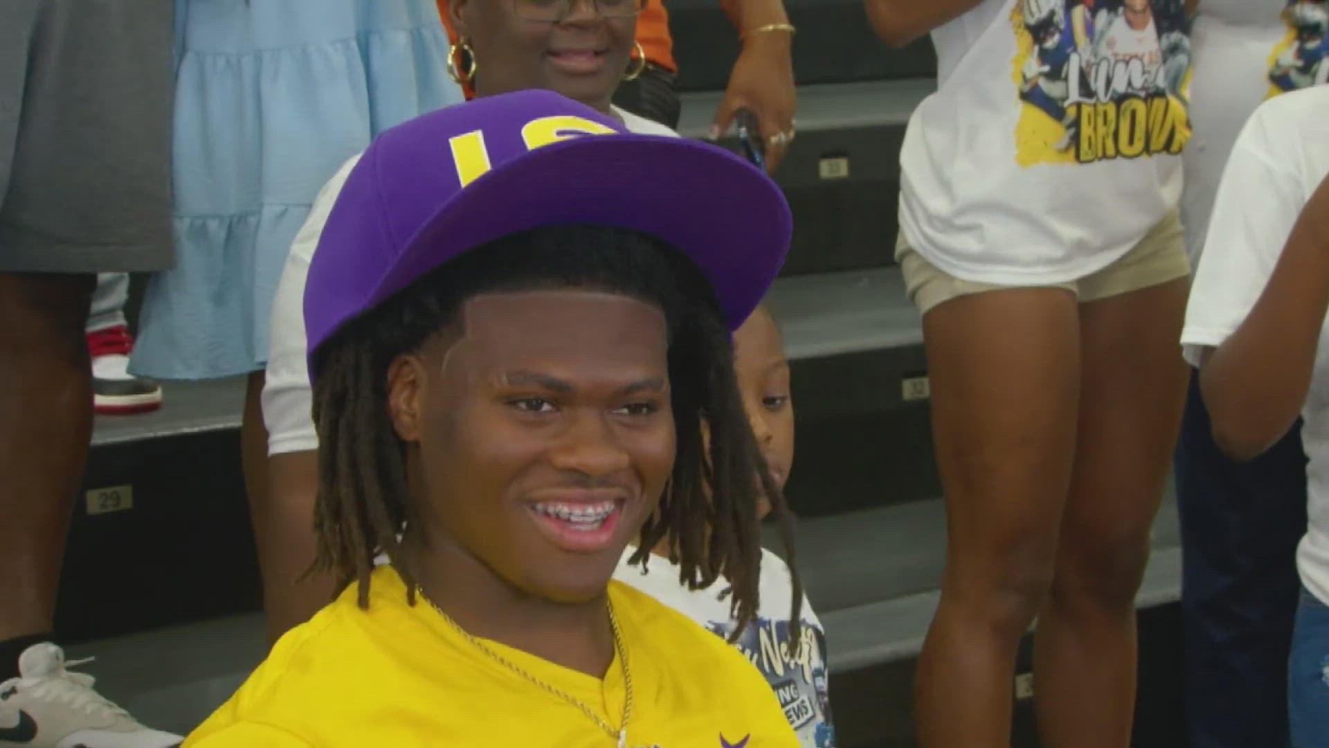 Lamar Brown commits to LSU football over Texas, Miami | wwltv.com