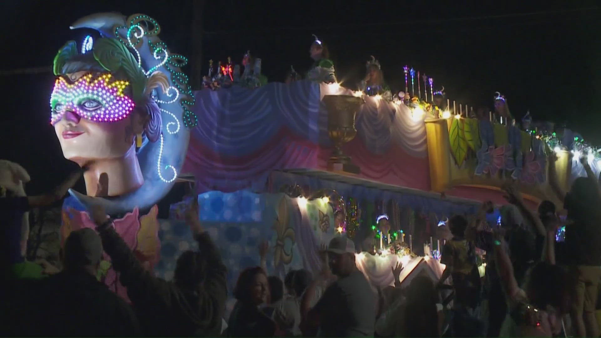 City could raise fees on float riders to cover nearly $4M Mardi Gras ...