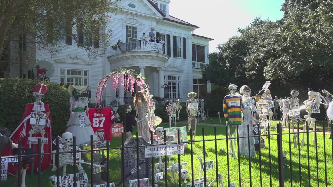 Skeleton House wows visitors for another year | wwltv.com