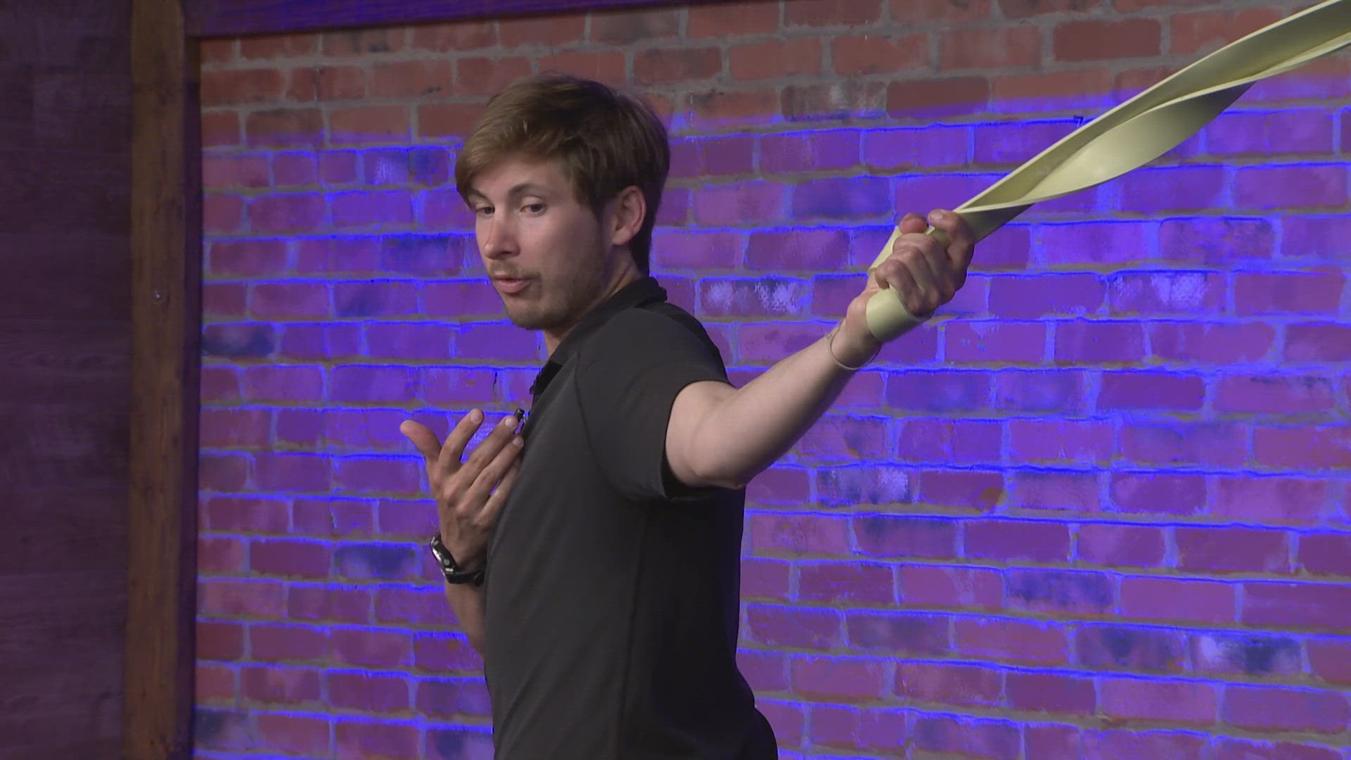 Grueling Army Ranger contest includes female competitor for first time ...