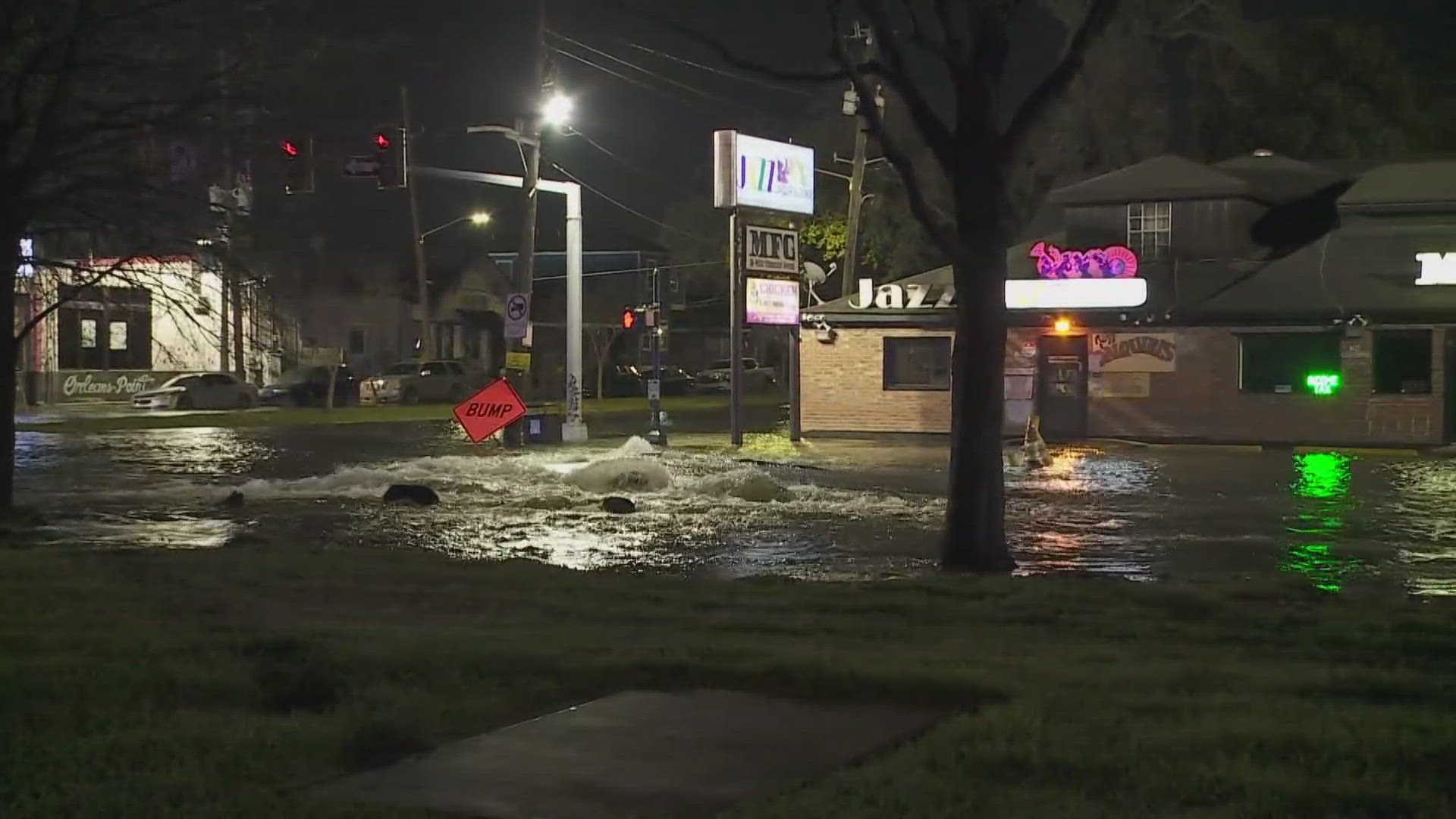 Repairs underway after massive water main break prompts boil water ...