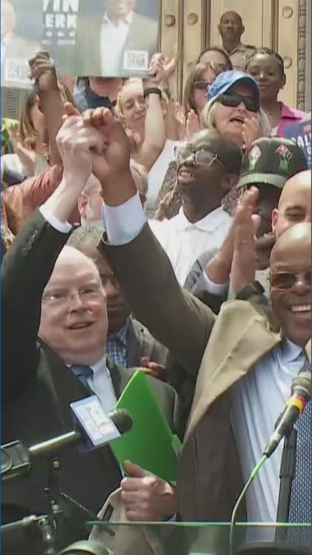 Exoneree Calvin Duncan sworn in as Orleans Clerk amid legislative push ...