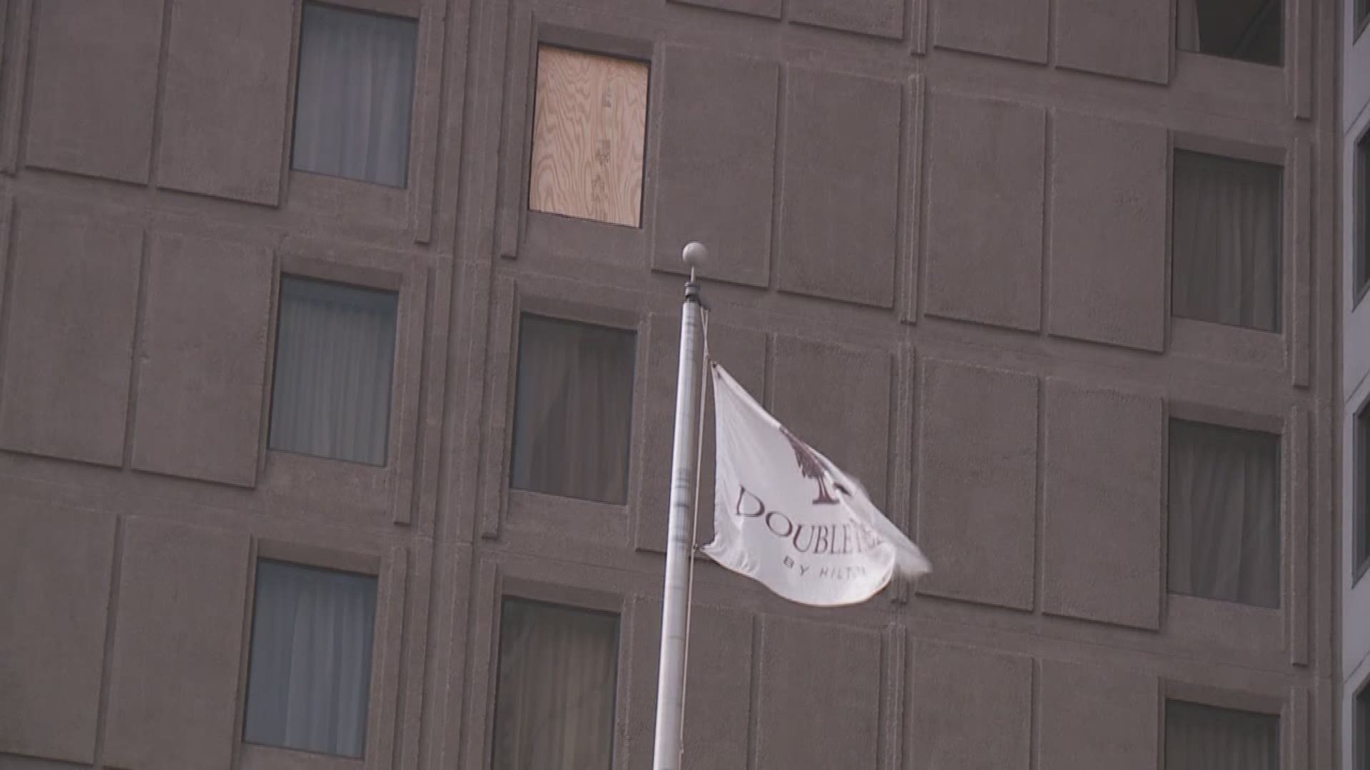 Report: USM student rammed hotel window before falling to death | wwltv.com