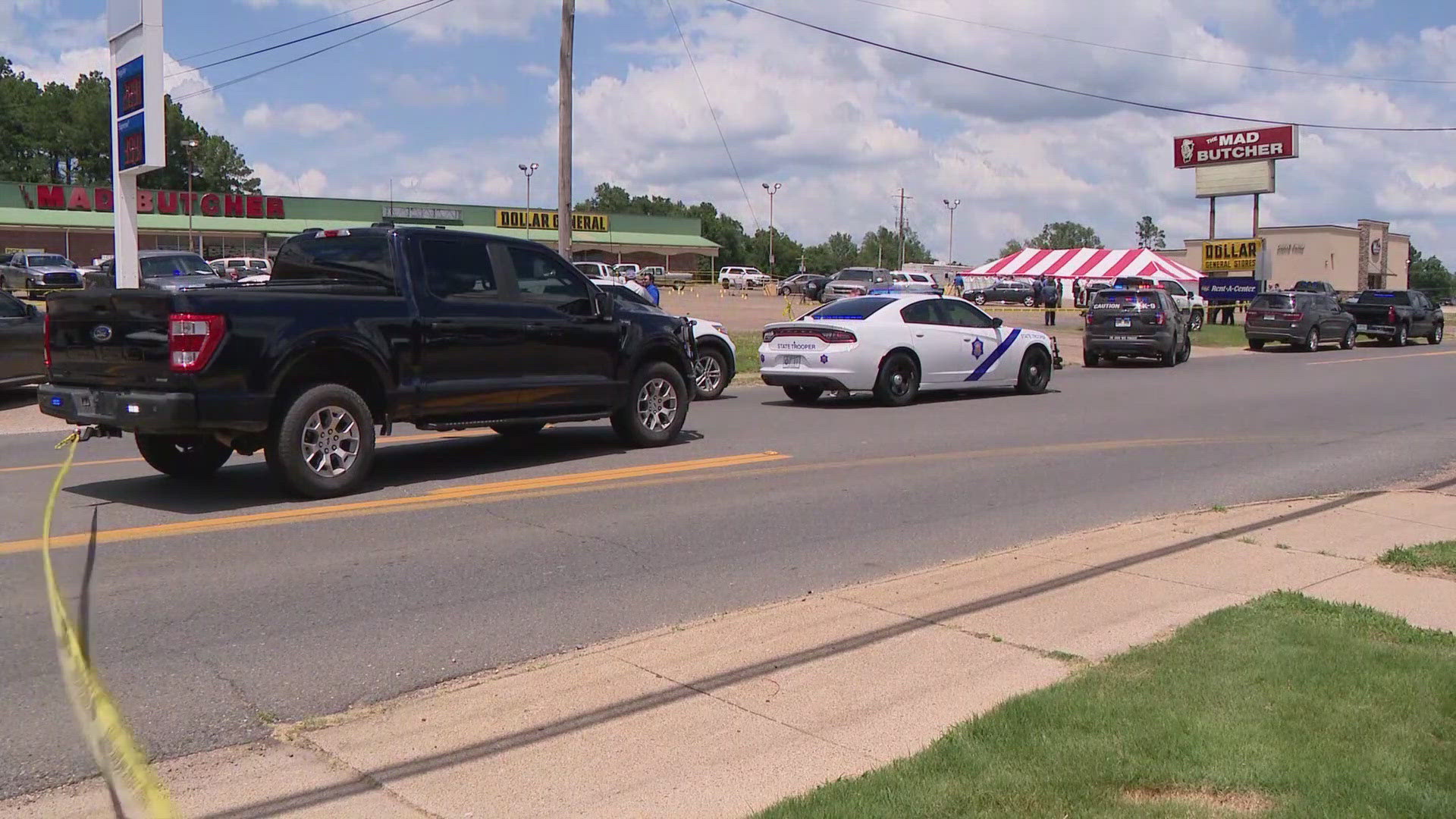 Gunman in custody after deadly mass shooting in Fordyce, Arkansas ...