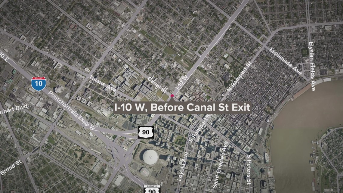 NOPD investigates traffic fatality that kills two men | wwltv.com