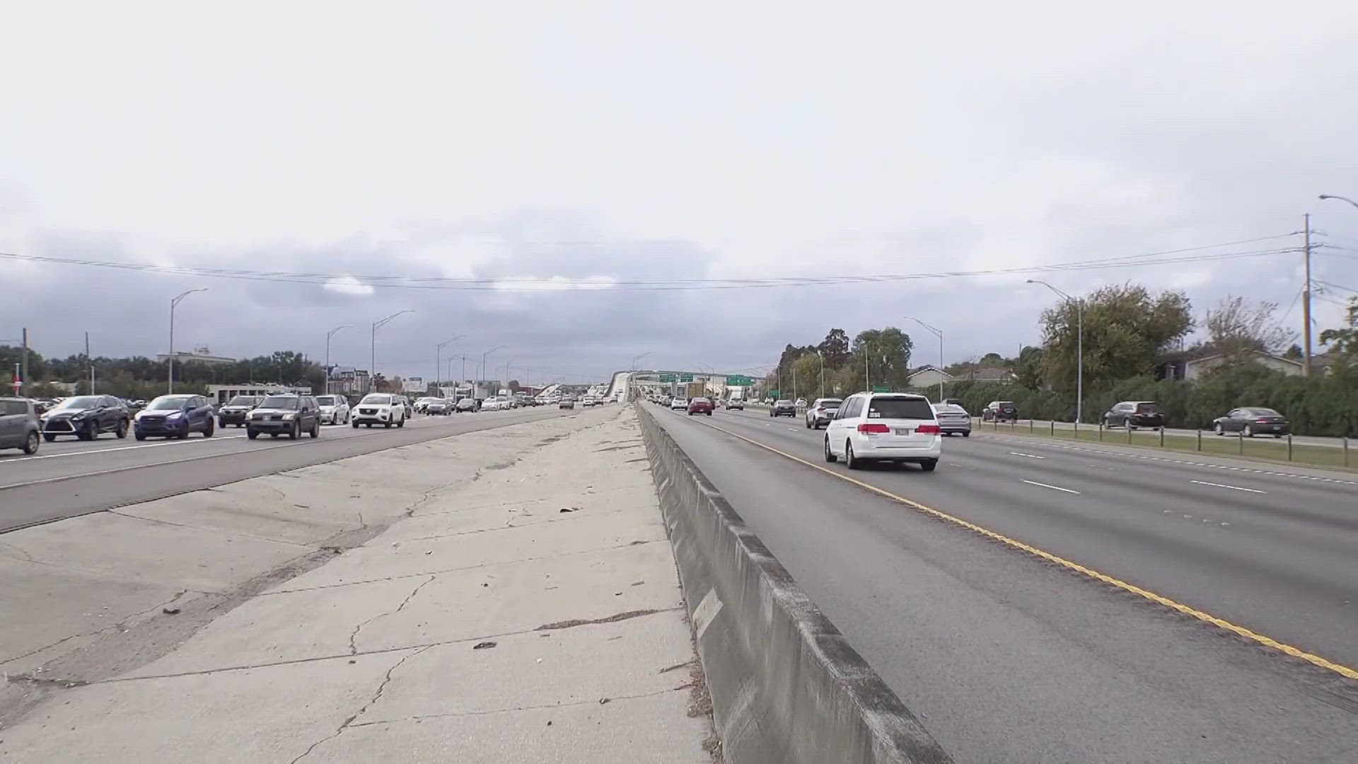 Left-lane driving rule in Louisiana gets stricter Aug. 1 | wwltv.com