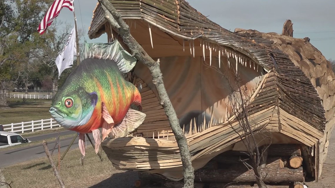 Finishing touches on the Festival of Bonfires | wwltv.com