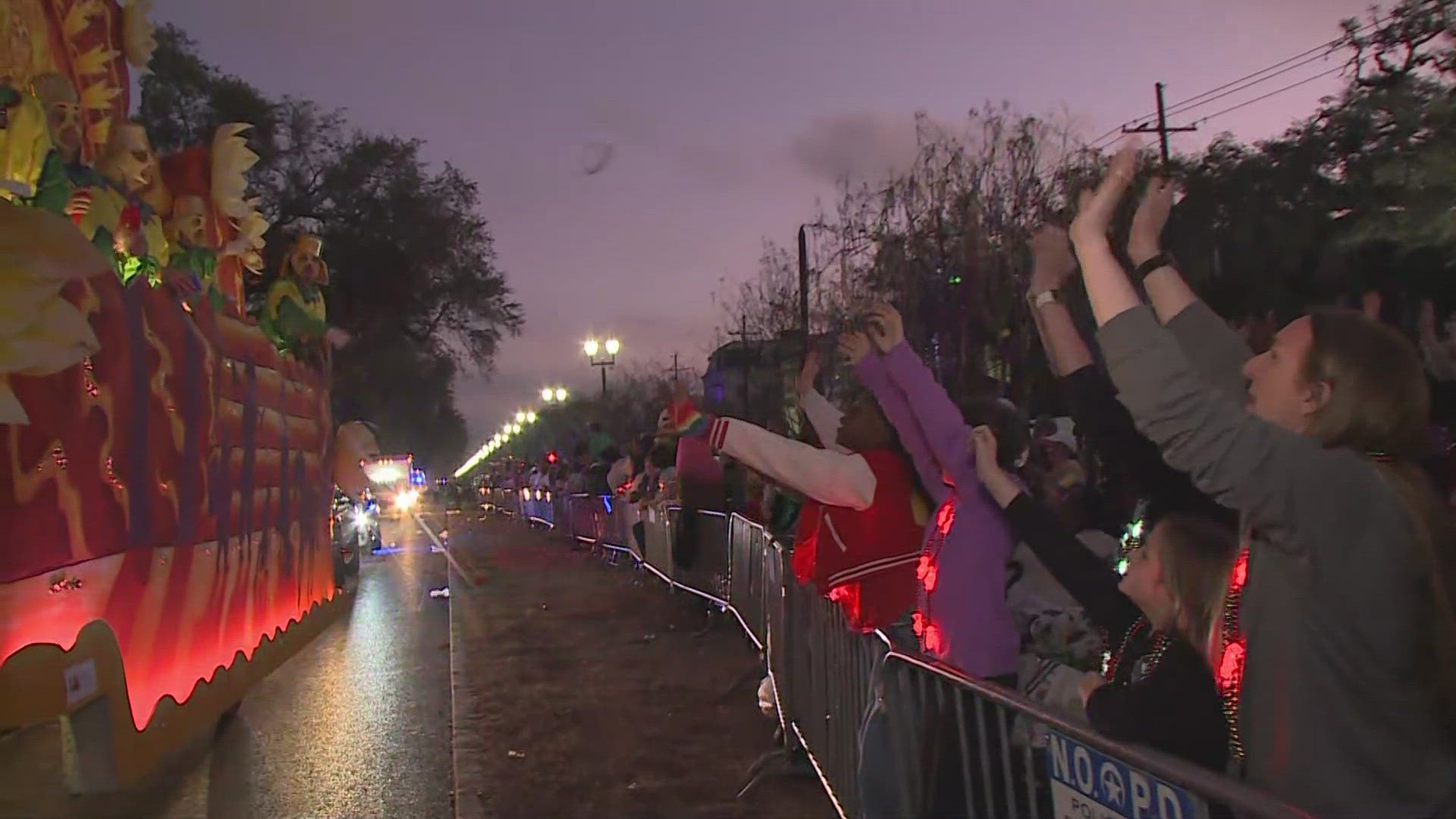 Revelers celebrate Lundi Gras Uptown | wwltv.com