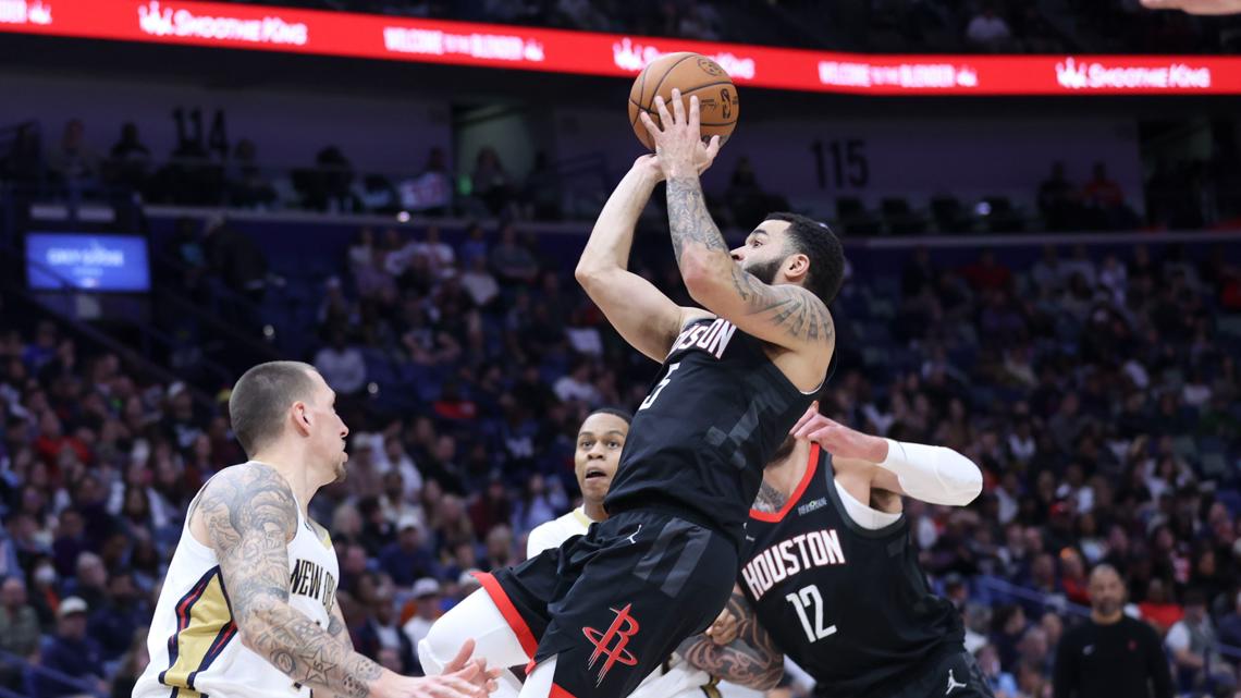 Green scores 30 to lead the Rockets to a 128-111 victory over the ...